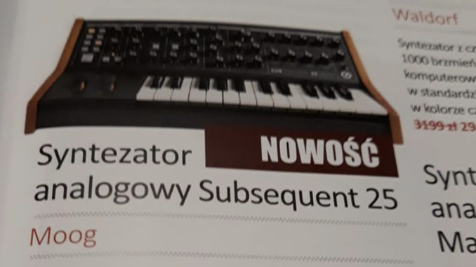Moog Subsequent 25 Paraphonic Analog Synthesizer Leaked