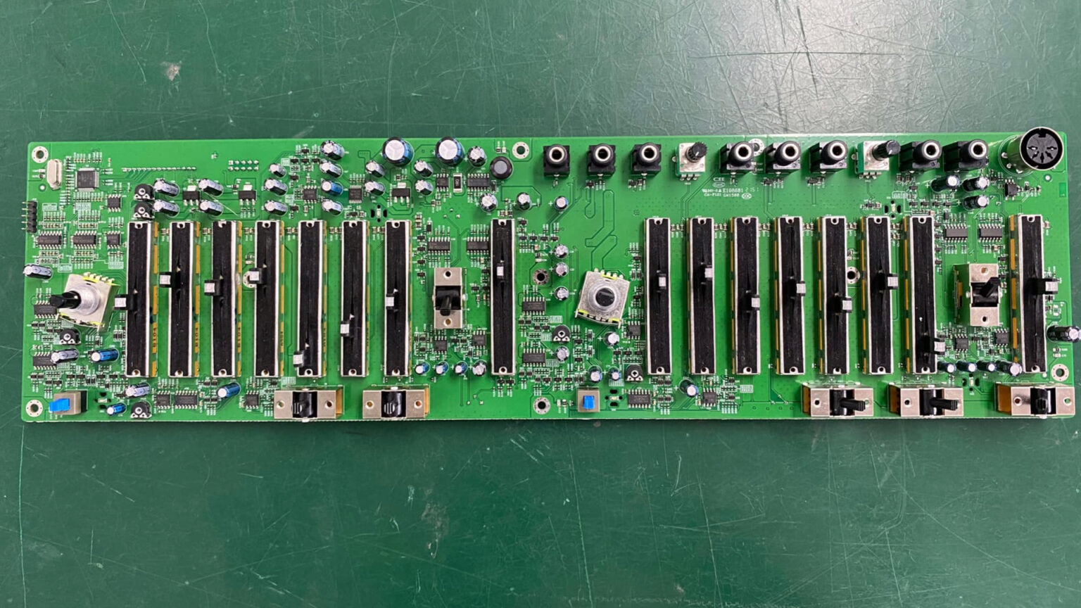 Behringer Syncussion SY-1 drum Synthesizer is ready for production