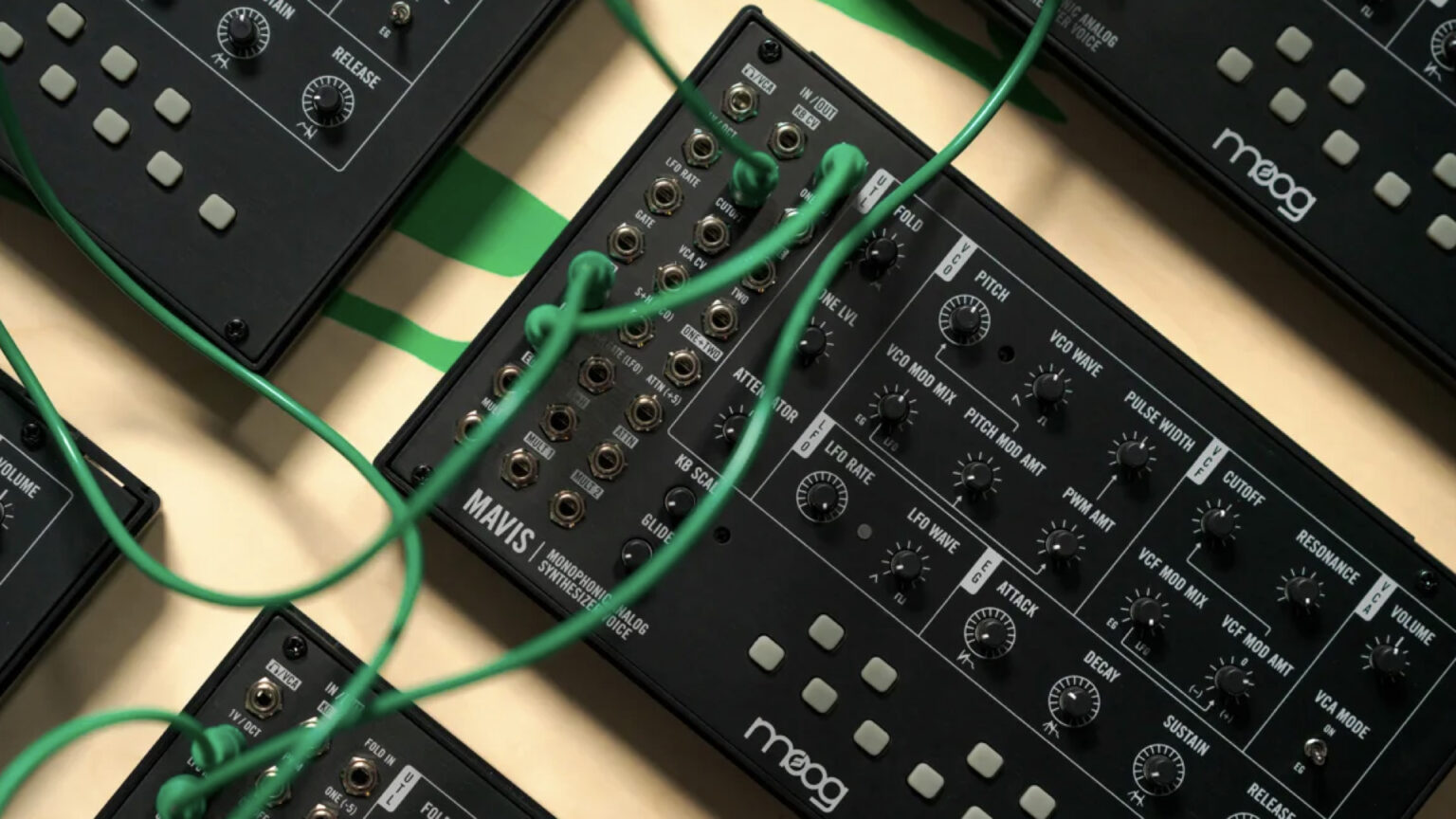 Moog Mavis, the Werkstatt semi-modular analog synth evolution, first look