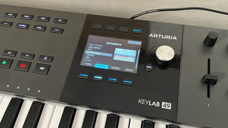 Arturia KeyLab mk3 review, hardware and software MIDI keyboard ...