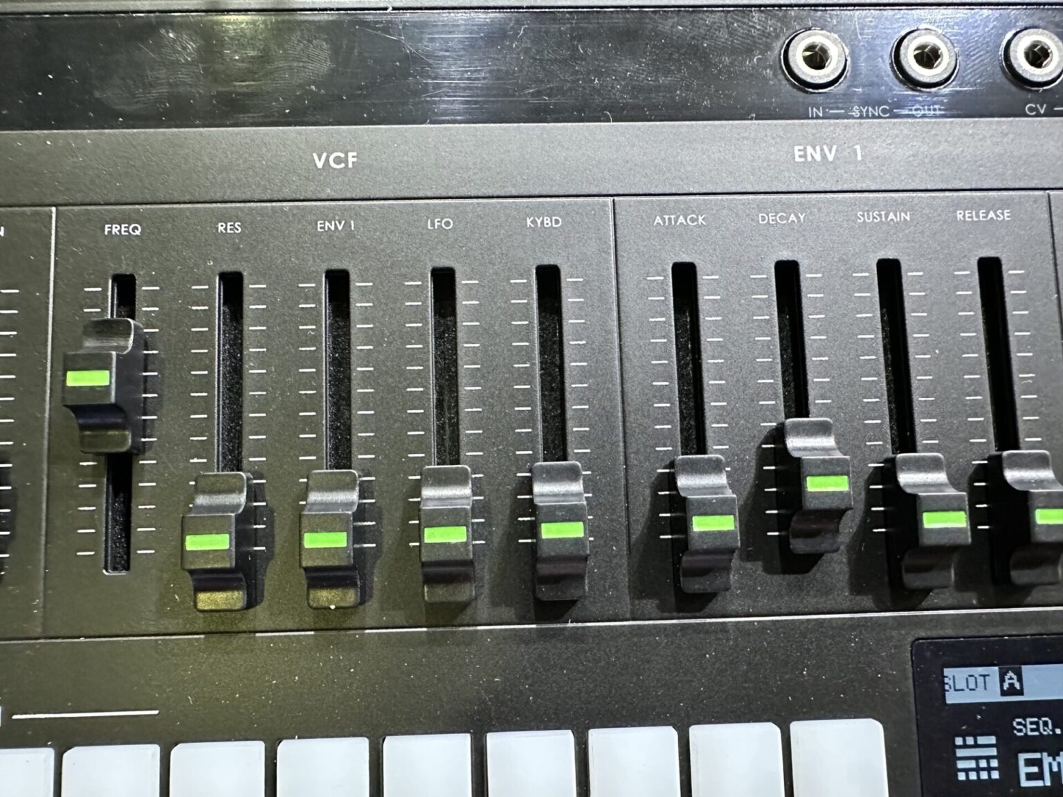 Donner L1, Roland SH-101 analog Synthesizer clone with detachable ...