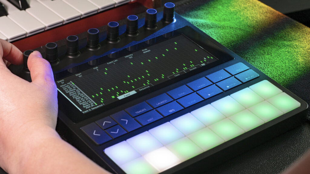 1010music Bento multi-track sampler: new firmware 1.3 adds Fireball ...