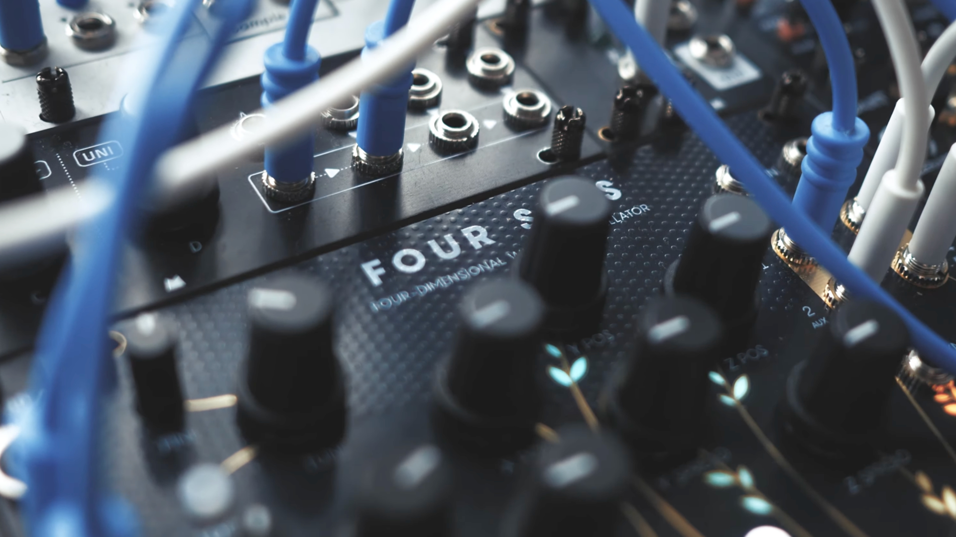 Ferry Island Modular Four Seas, a 4D wavetable oscillator for Eurorack with deep modulation ...